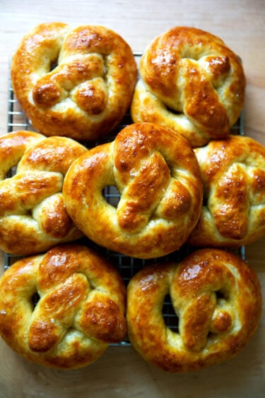 Super Easy Homemade Soft Pretzels | Alexandra's Kitchen